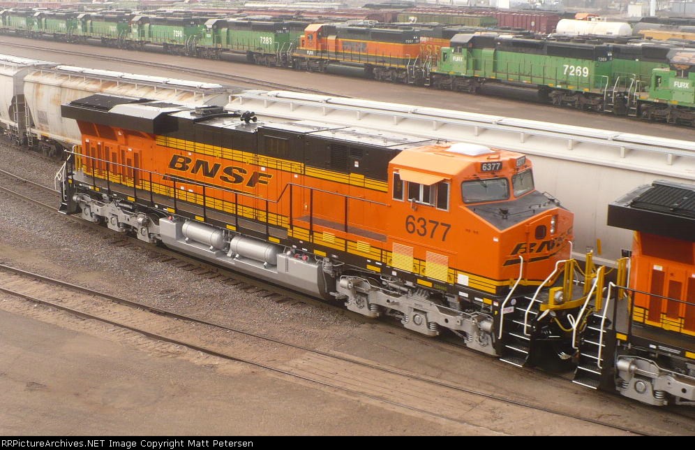BNSF 6377